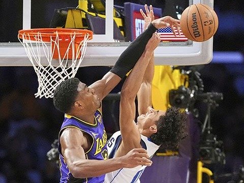 八村15得点 レーカーズ3連勝 ｜北日本新聞webunプラス