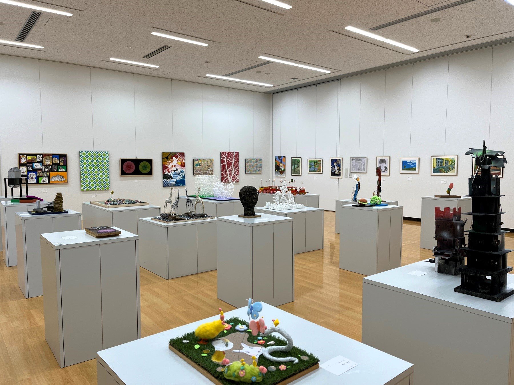 おやべ＊みんなのアート展2025｜北日本新聞webunプラス