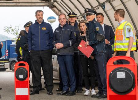 ドイツ、入国拒否9千人超｜北日本新聞webunプラス