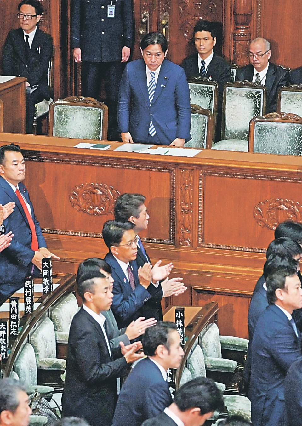 年金改革法案、衆院通過 底上げ追加、今国会成立へ｜北日本新聞webunプラス