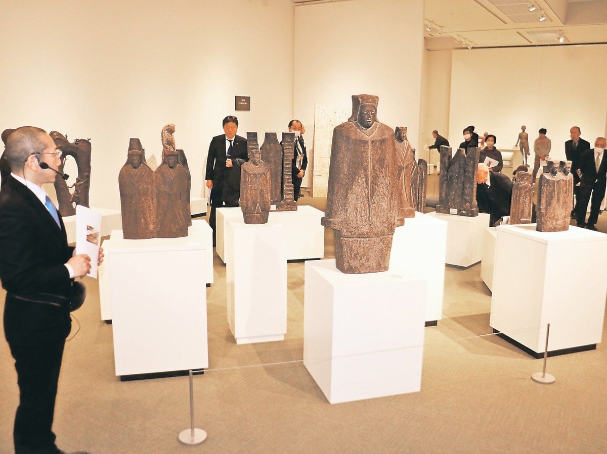 挑戦続けた軌跡紹介 南砺・福光美術館で故横山豊介展開幕、独自表現の彫刻51点｜北日本新聞webunプラス