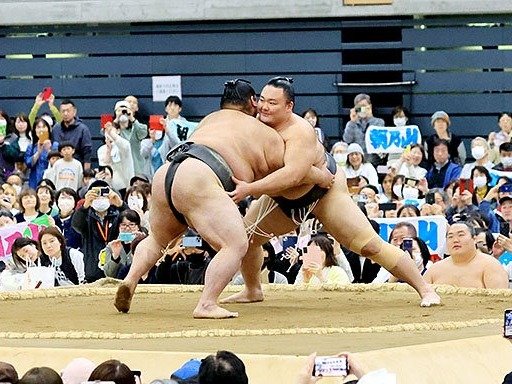 朝乃山、古里で雄姿 大相撲富山場所、4000人が声援「力になる」｜北日本新聞webunプラス