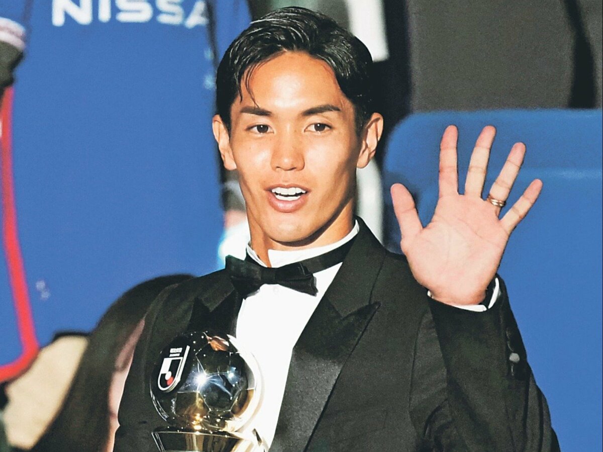 神戸の武藤、初のMVP Jリーグ年間表彰、最優秀主審に御厨さん（カターレ元主将）｜北日本新聞webunプラス
